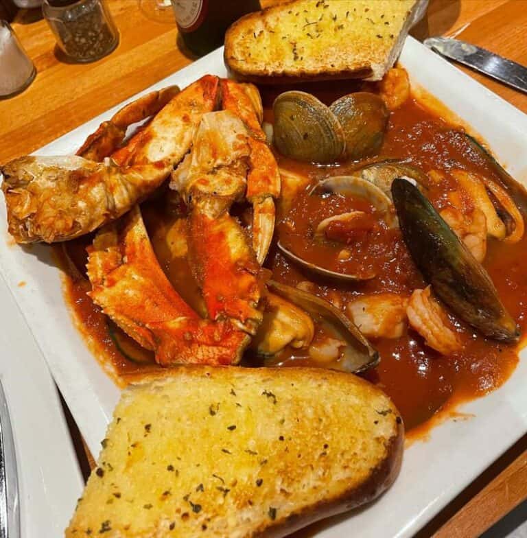 11 Best Seafood Restaurants in Murrells Inlet, SC 2023 - Oak Rowan Foodie