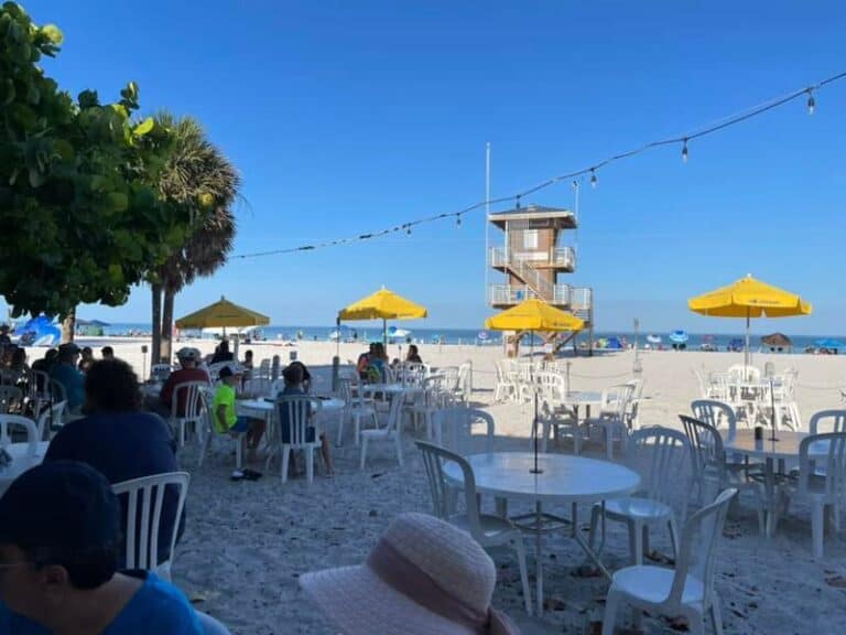 The 13 Best Anna Maria Island Restaurants 2023