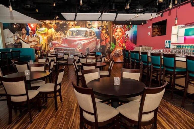 15 Most Fun Restaurants in Boston (2023 Update)