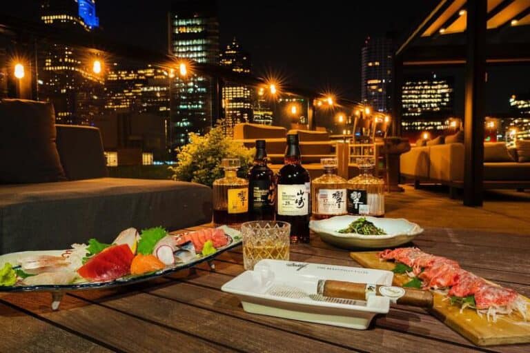 15 Best Rooftop Restaurants & Bars in Dallas 2023