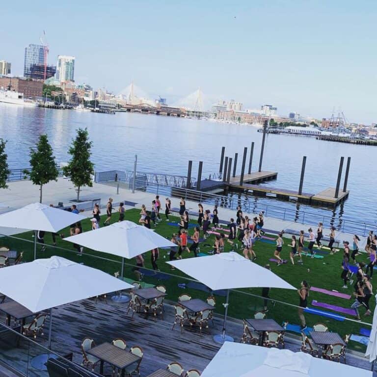 14 Best Waterfront Restaurants in Boston 2023