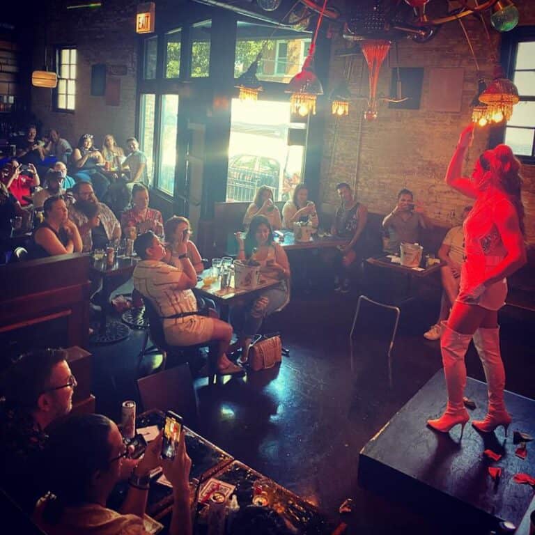 13 Best Drag Brunches in Chicago 2023