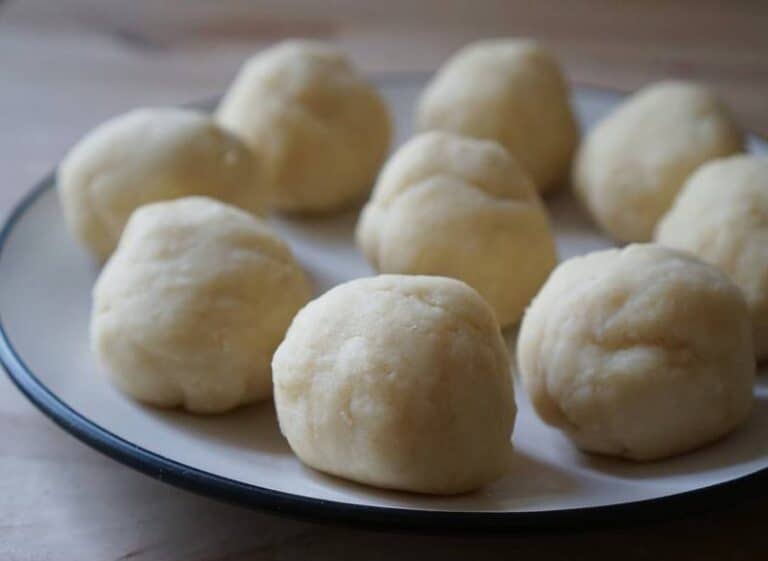 Top 18 Best Nigerian Foods: Most Popular Dishes