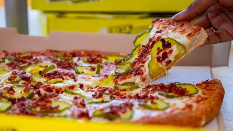 Top 10 Best Pizza Chains in the World
