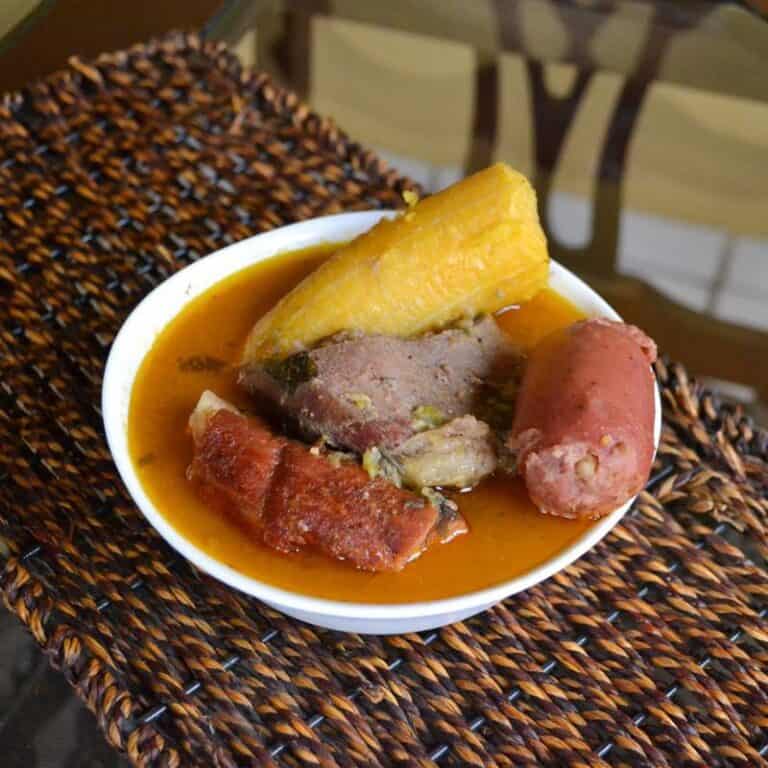 19 Best Honduran Foods: Most Popular Dishes - Oak Rowan Foodie
